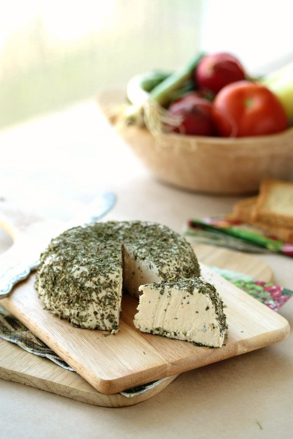 | How to choose the best plant-based cheeseEnlightened Eater